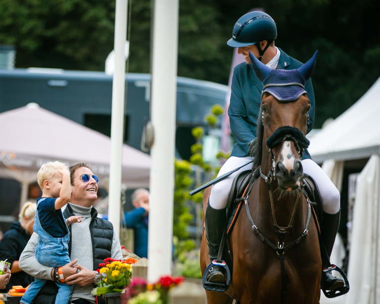 Contact - Wesley Mulder Equestrian